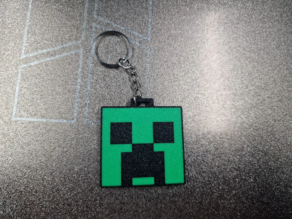 MINECRAFT CREEPER Keychain - Free 3D Print Model - MakerWorld