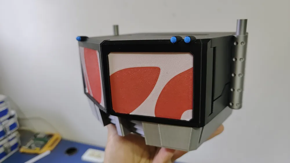 Transformers Optimus Prime Tissue Box by 八分宅 MakerWorld: Download Free ...