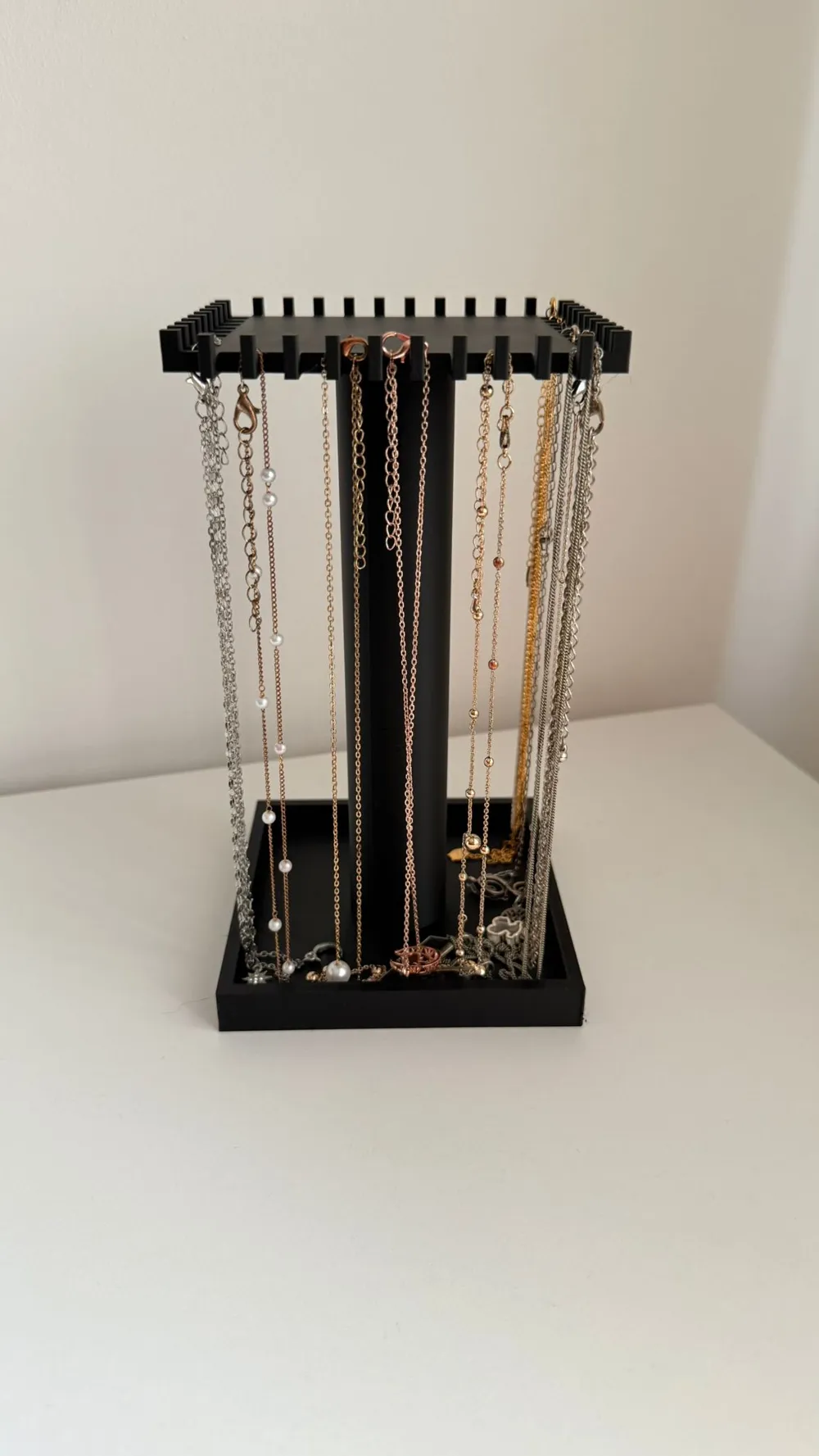 Minimalist Two-Piece Jewelry Stand by dafds MakerWorld: Download Free ...