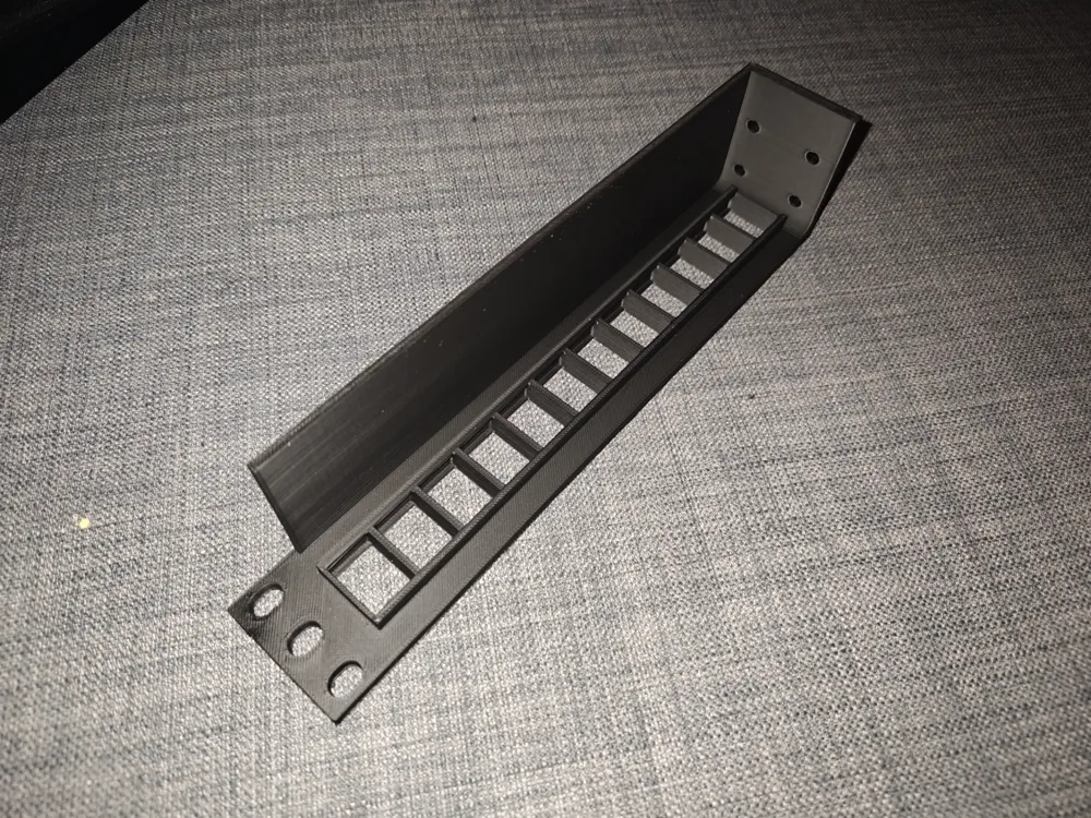 19" rack keystone patch panel 1u reinforced by stijn MakerWorld ...