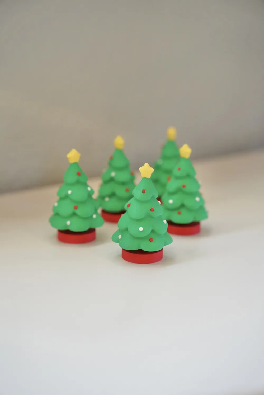 Christmas Tree fidget clicker by Isa Chen MakerWorld: Download Free 3D Models