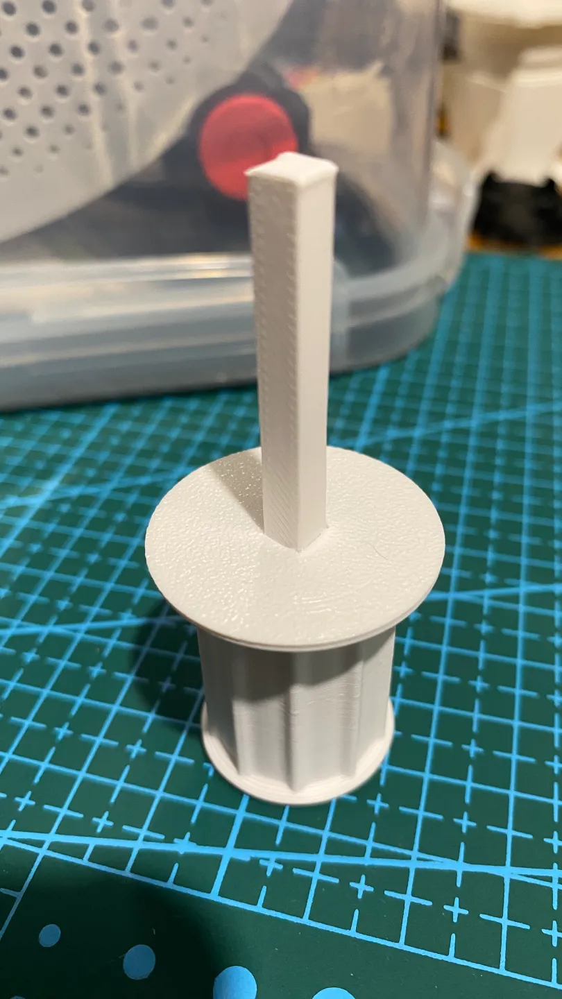 Simple Rewinder for Cereal Box Filament Dry Box by ThisOldFatBloke ...