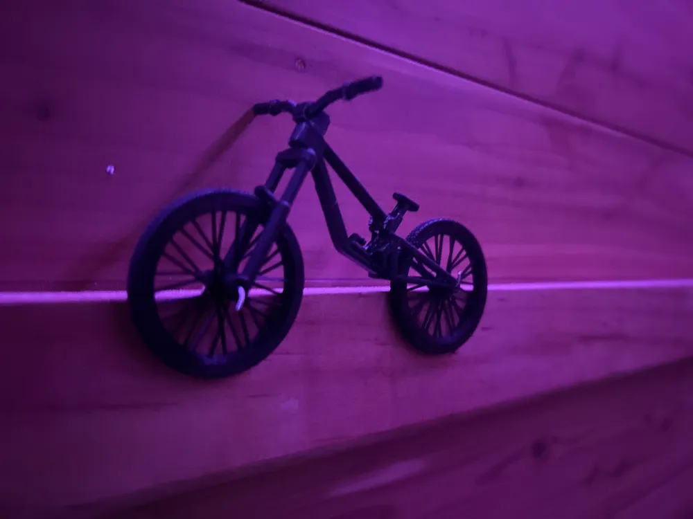 Santa Cruz Bronson Finger Bike - Free 3D Print Model - MakerWorld