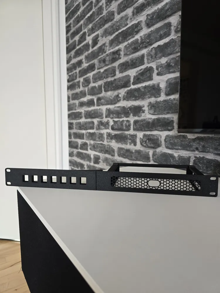 Unifi UCG-Fiber 19-inch Rack Mount - Free 3D Print Model - MakerWorld