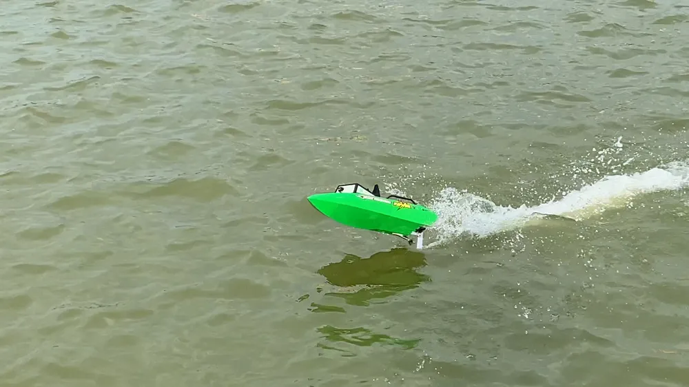 Remote-Operated Kart Watercraft Self-Constructed Remote-Control Vessel Replica Rapid Hydroplane ...