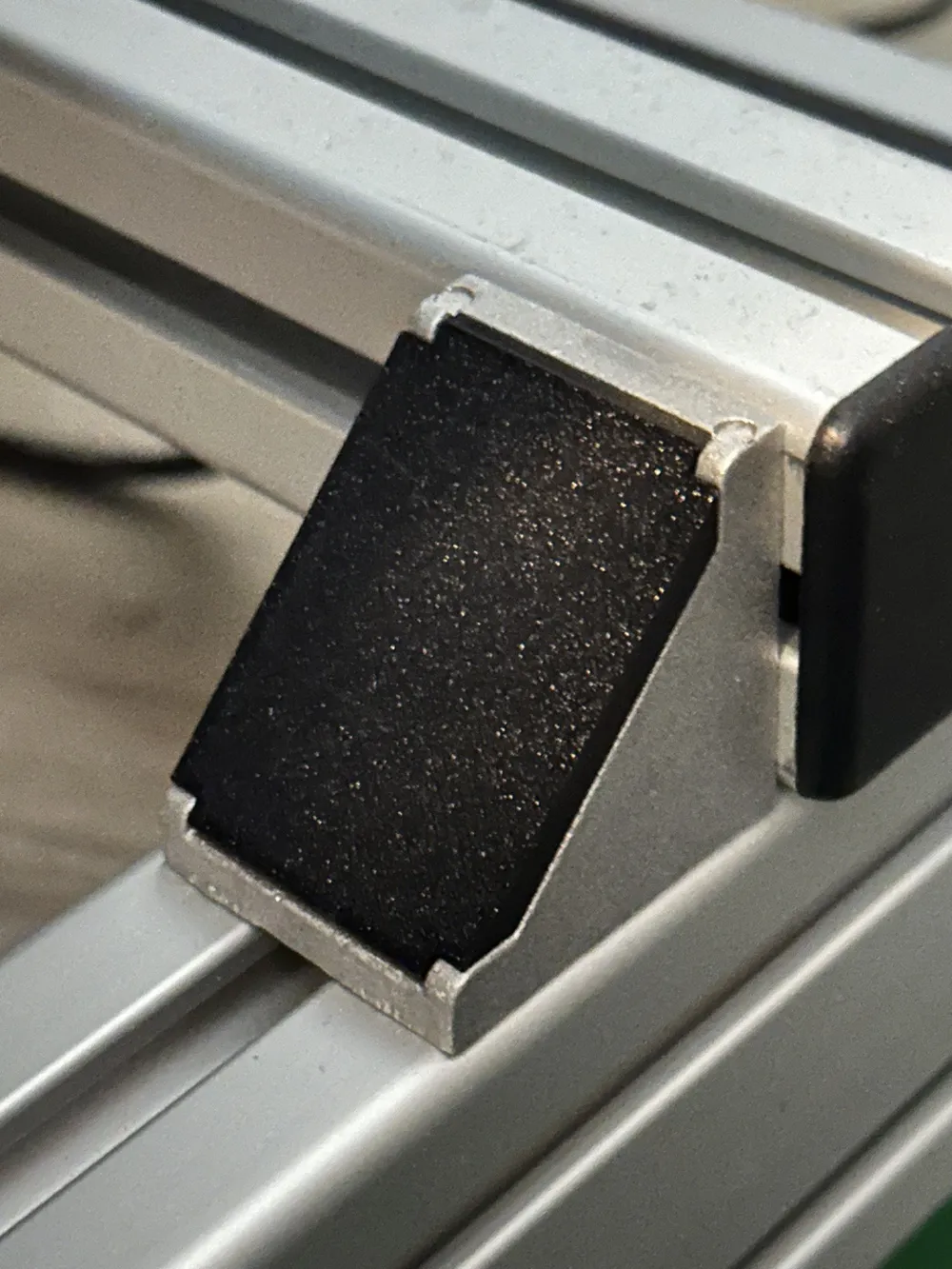 Cover cap for 4040 corner bracket by Bas MakerWorld: Download Free 3D ...