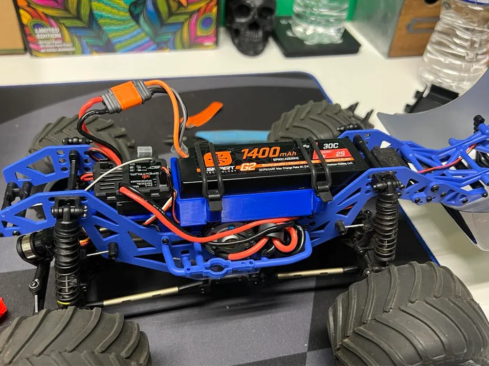 Mini LMT 1400 Battery Tray by Rabbit Hole RC - MakerWorld