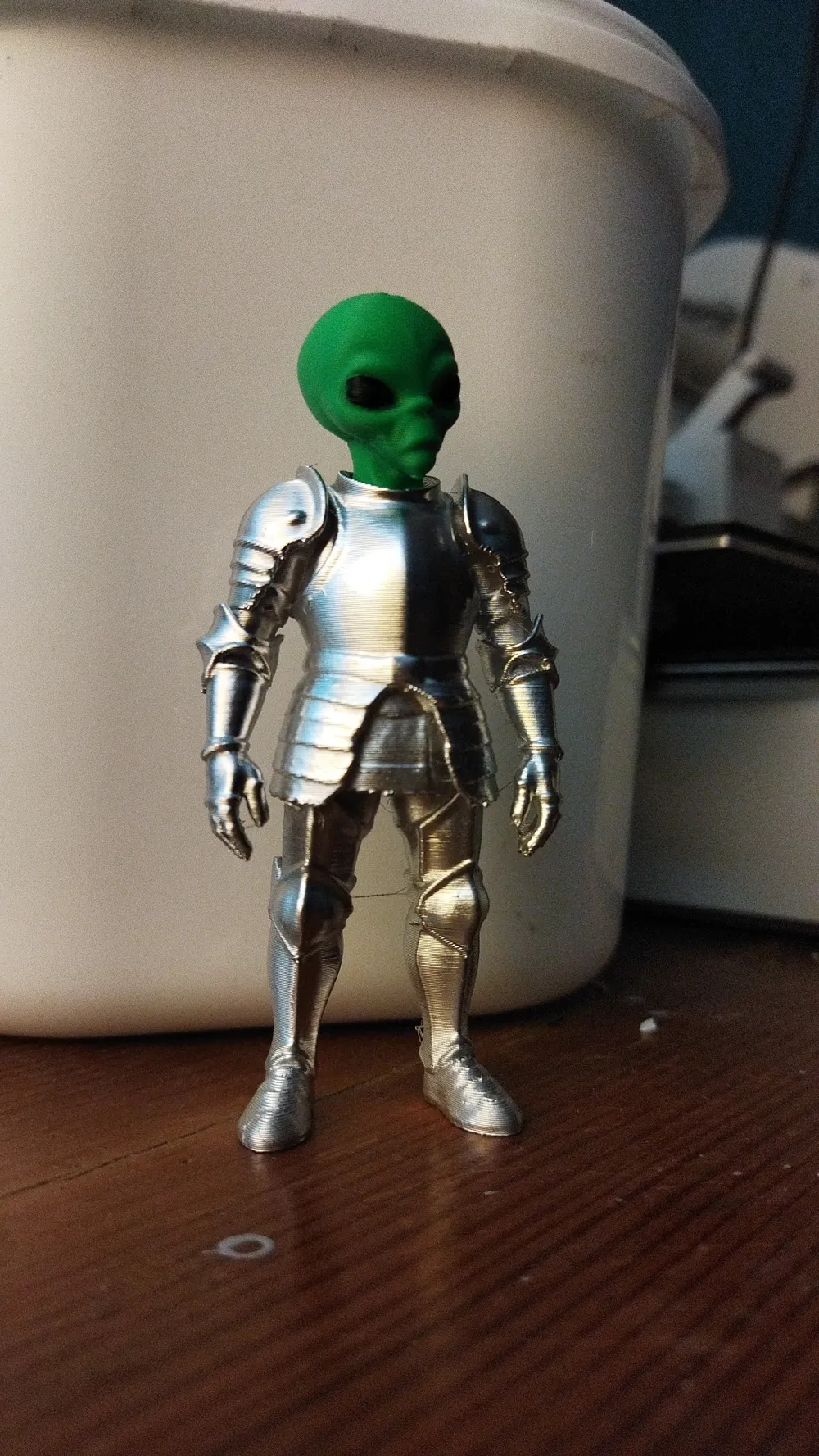 Knight Alien Spacelot, the Conqueror by MiguelJasus MakerWorld ...