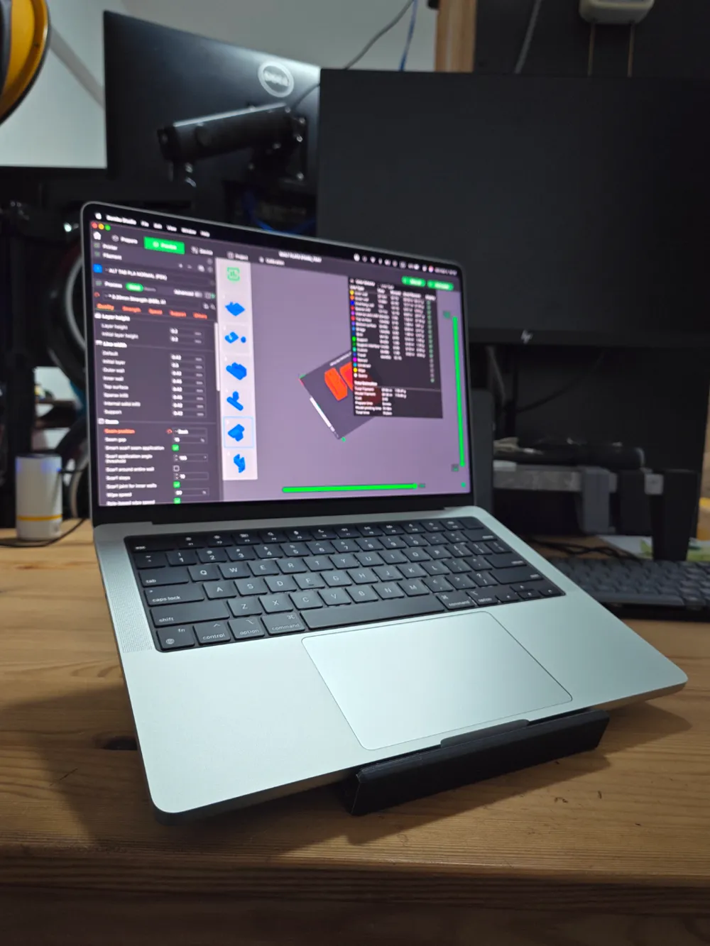 Dual Position Laptop Riser by Cloudberrie - MakerWorld