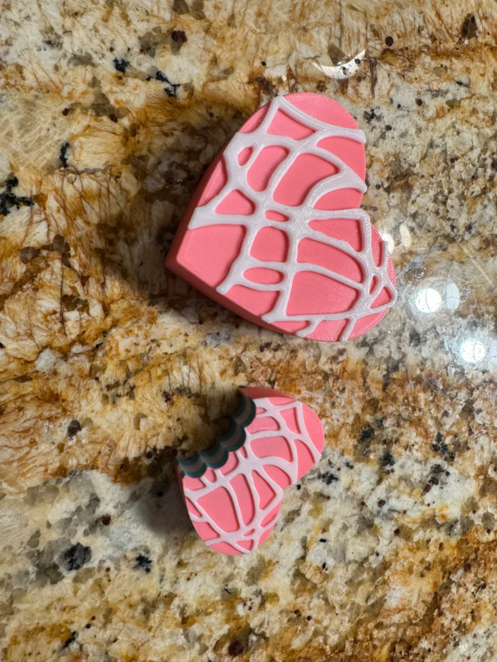 Little Debbie “Be Mine” heart cake by ThisJustn - MakerWorld