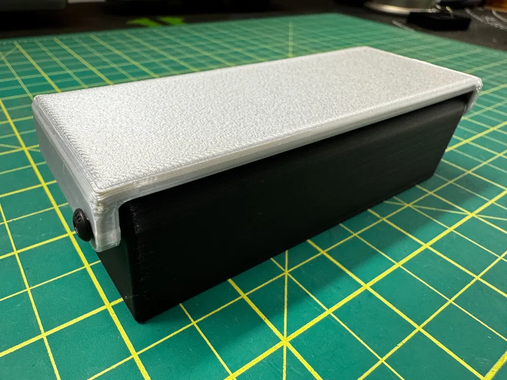 Small RC 10th Scale Friction Box 110x40x30mm by wpglenntech - MakerWorld