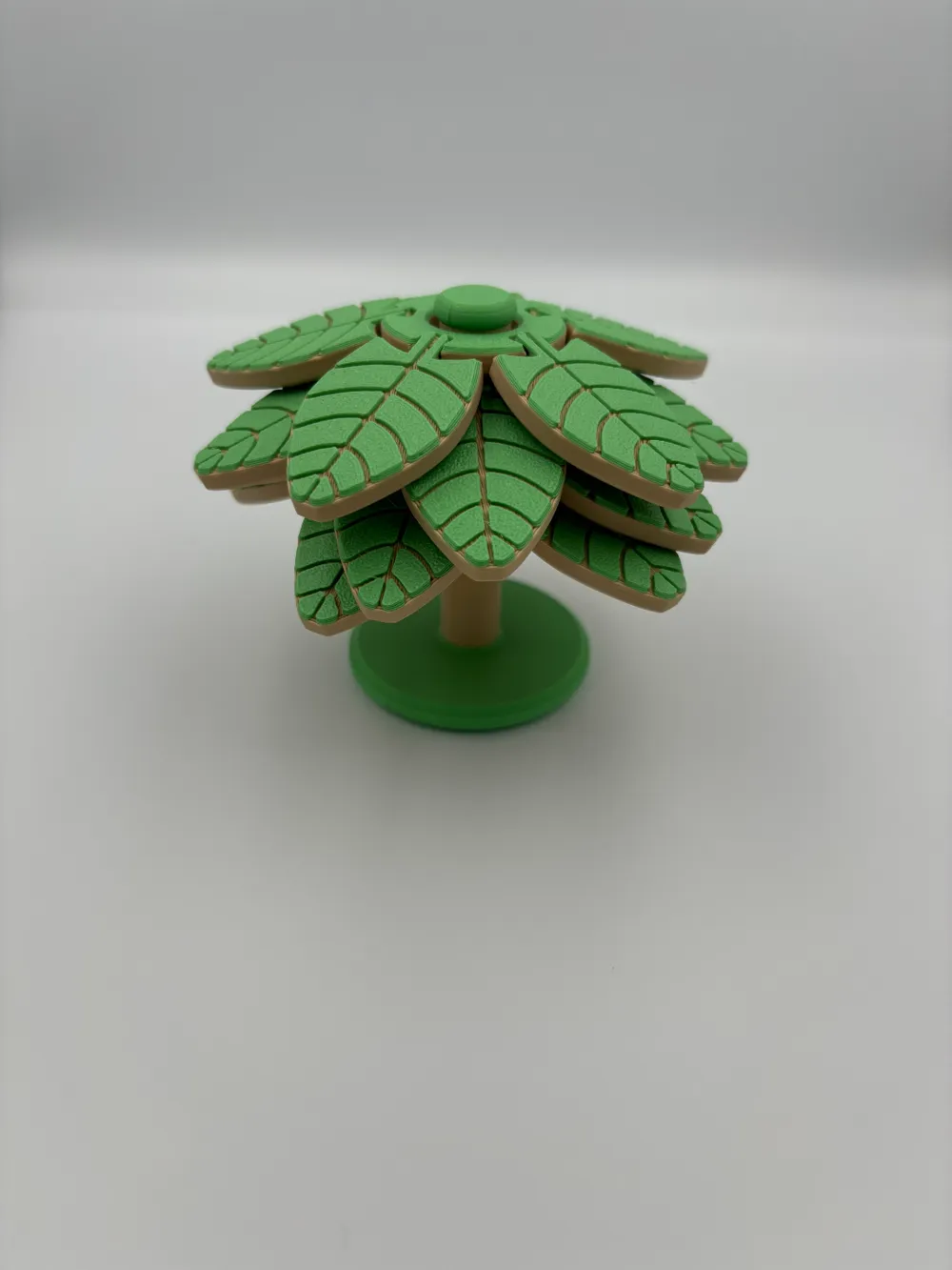 Articulated Tree/Leaf Coaster by Kien Designs - MakerWorld