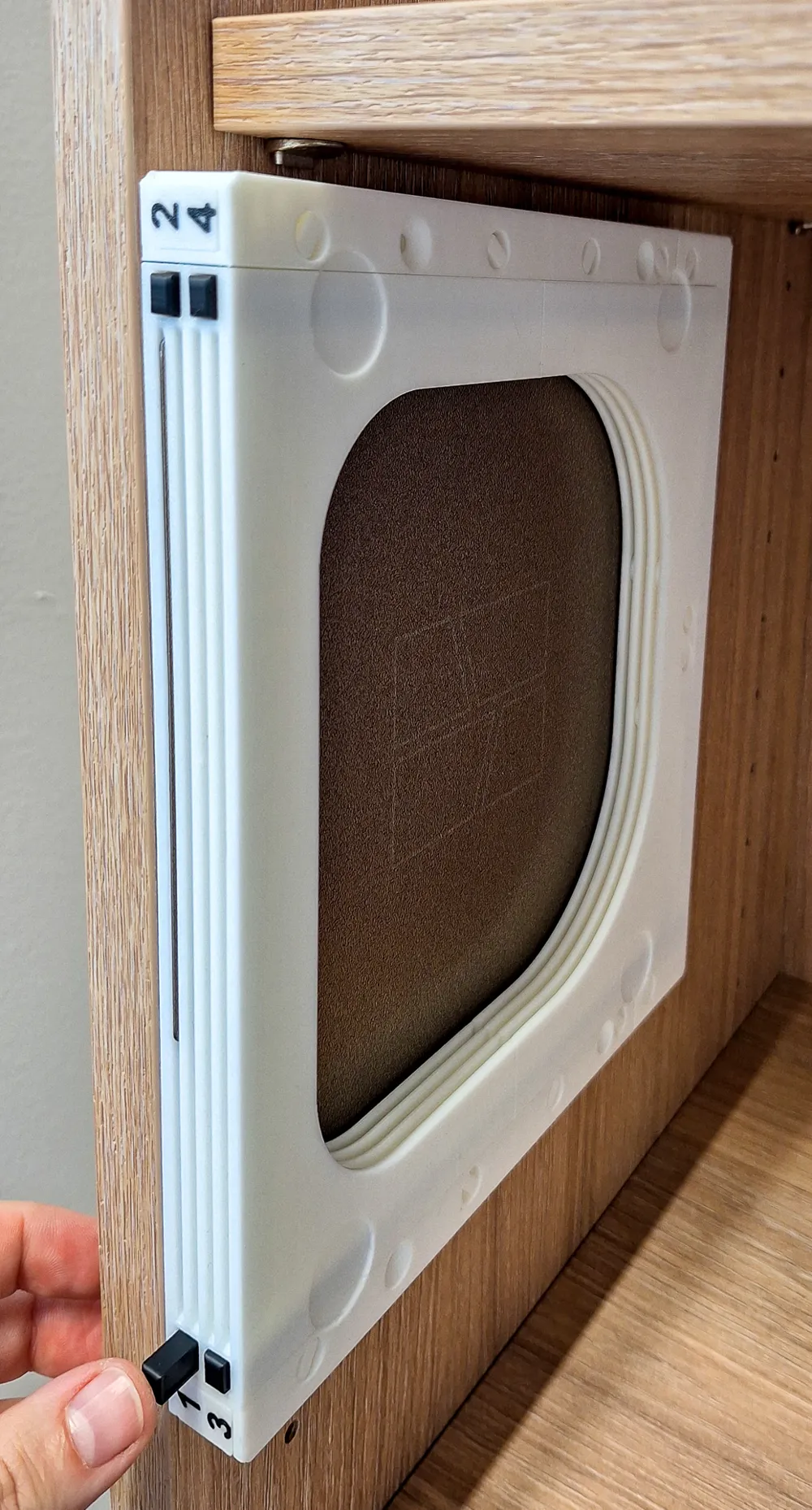 FNT H2D Simple buildplate holder - Free 3D Print Model - MakerWorld