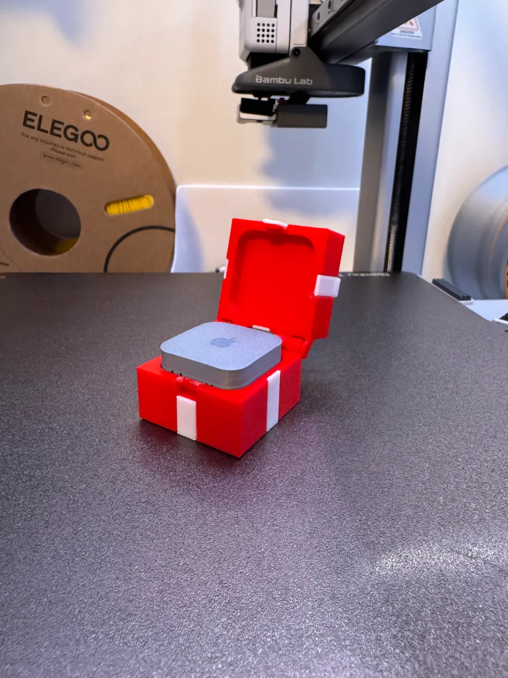 Gift box - Mac mini included by GoodLuckeR - MakerWorld