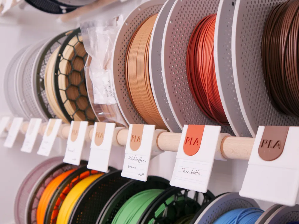 Filament Shelf - Modèle d'Impression 3D Gratuit - MakerWorld