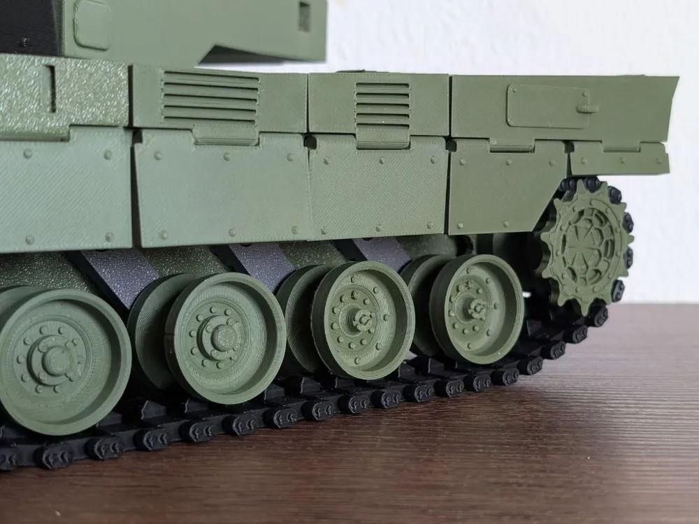 Xl Cyberbrick Leopard A7 Tank - Free 3D Print Model - MakerWorld