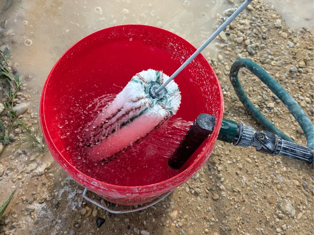 Gardena paintroller cleaner bucket - Free 3D Print Model - MakerWorld