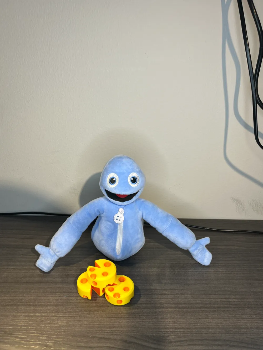 Yeeps cheese block with hole for magnet by Grookey’z - MakerWorld