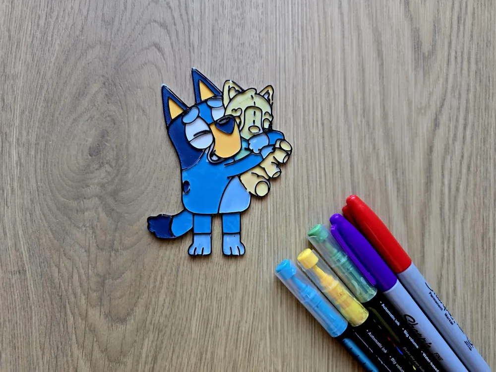Bluey Hugs Polly Valentine DIY Coloring Craft - Free 3D Print Model ...