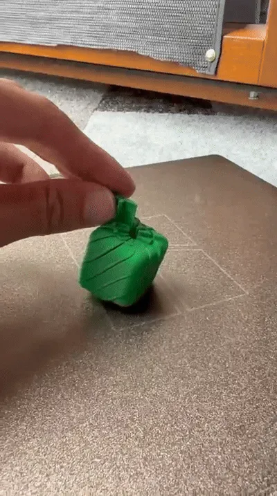 Twist Fidget Cube Small - Free 3D Print Model - MakerWorld