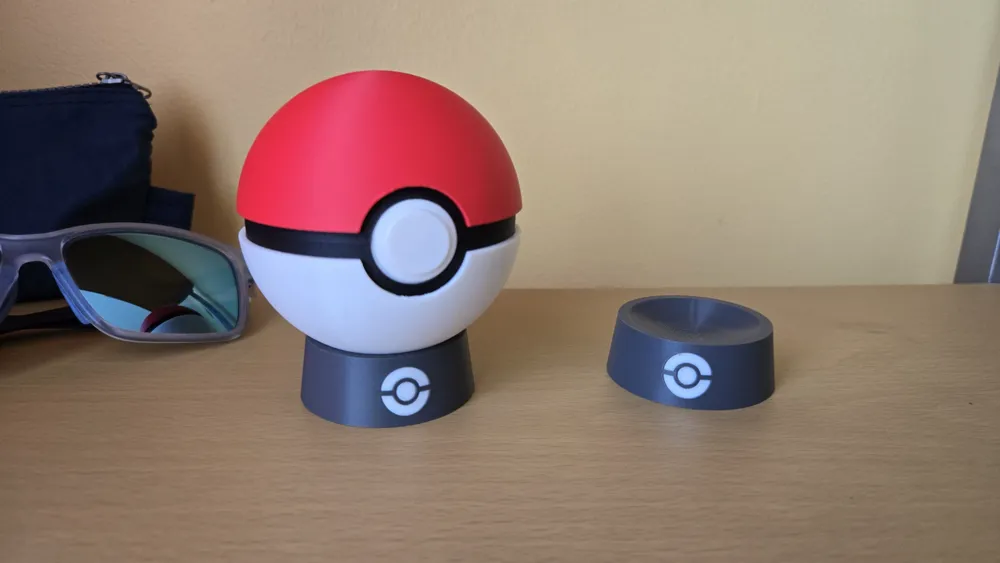Pokémon Pokeball Stand by MAT3D - MakerWorld