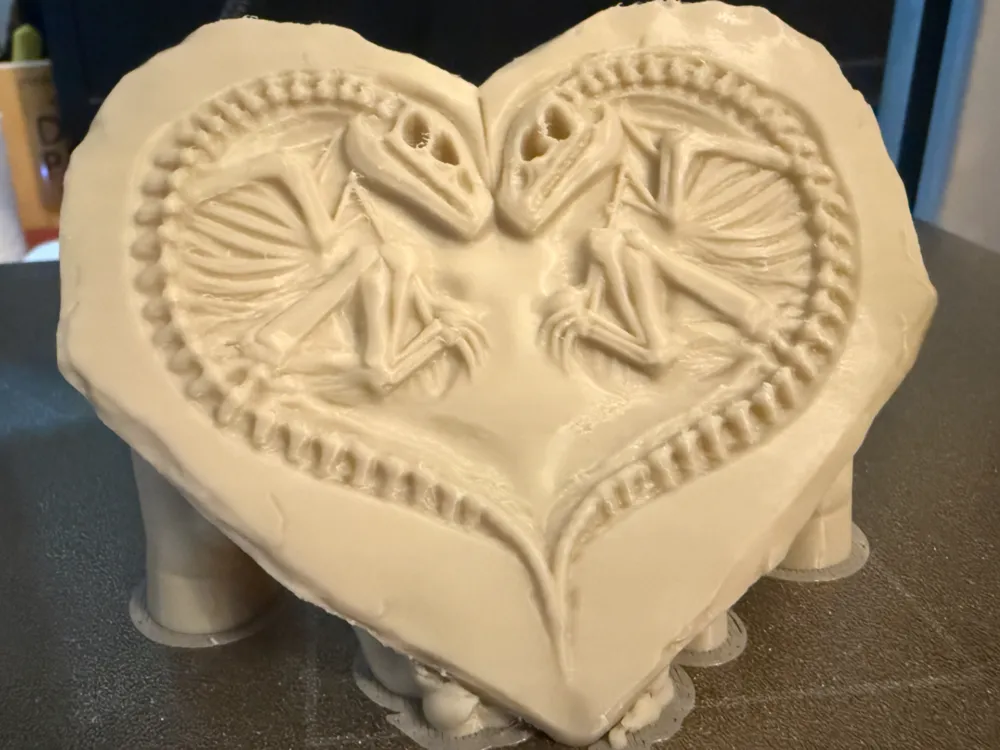 Ancient Love – Heart Fossil Dinosaur Tablet - Free 3D Print Model ...