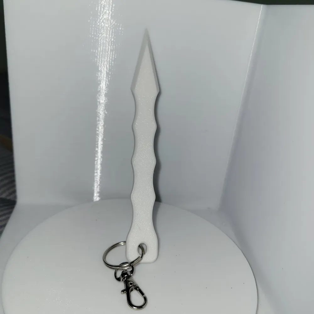 Flat Kubotan Self-Defense Keychain - Free 3D Print Model - MakerWorld