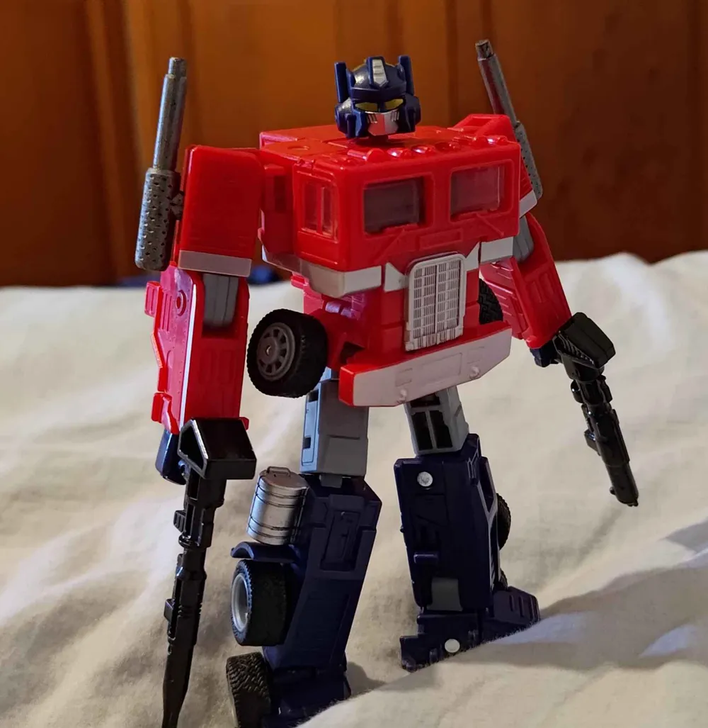 Bloosh Smoke Stacks for Legacy G1 Optimus Prime by Detective Red ...