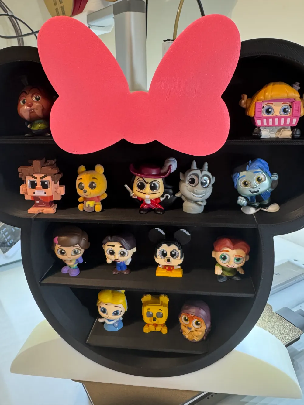 Disney Doorables / Minifigure Display Stand Shelf by SuperMaribo ...