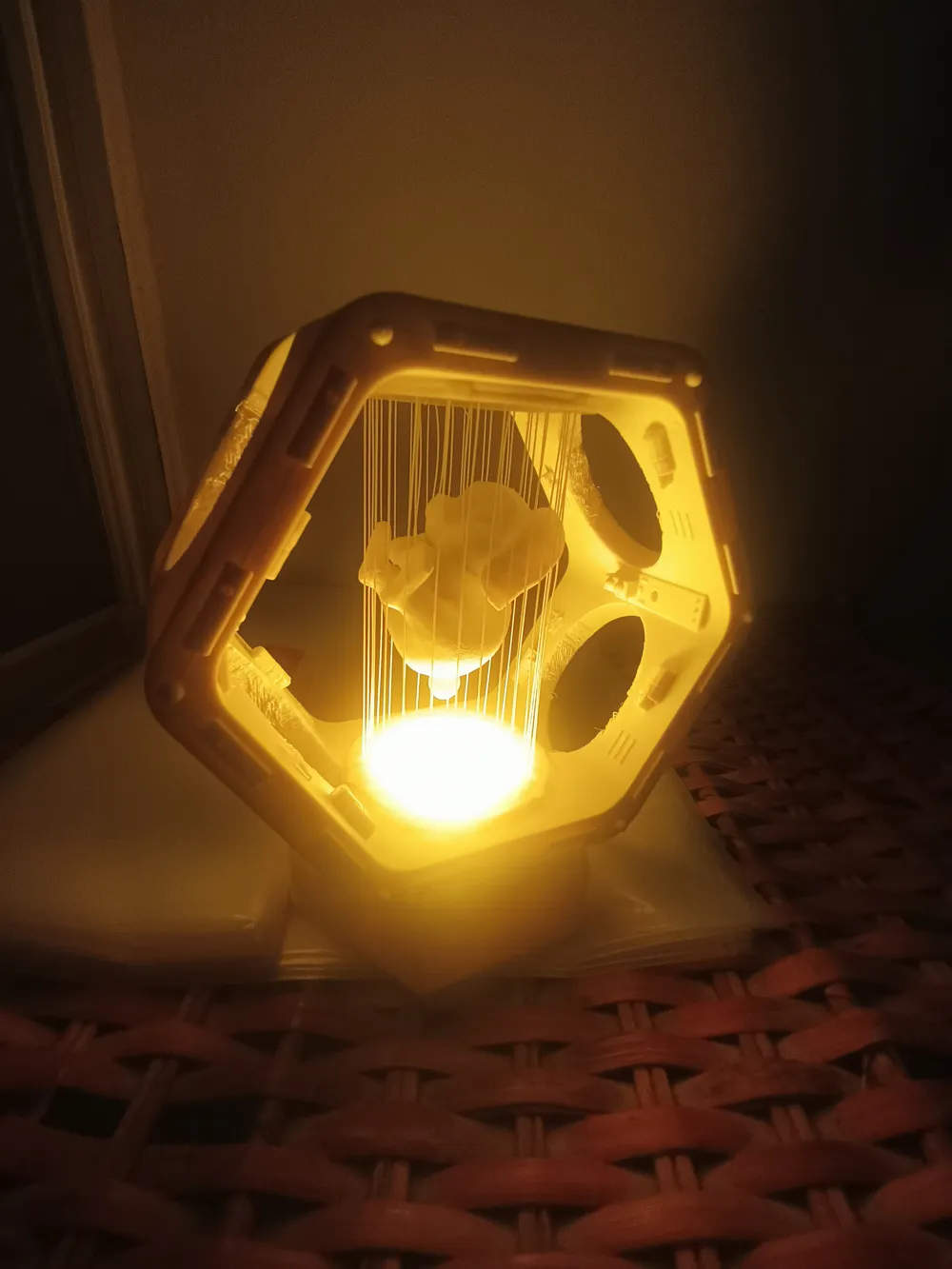 Cute Bunny Incubator RGBW Puck Lights by Pla Dreams MakerWorld: Download Free 3D Models