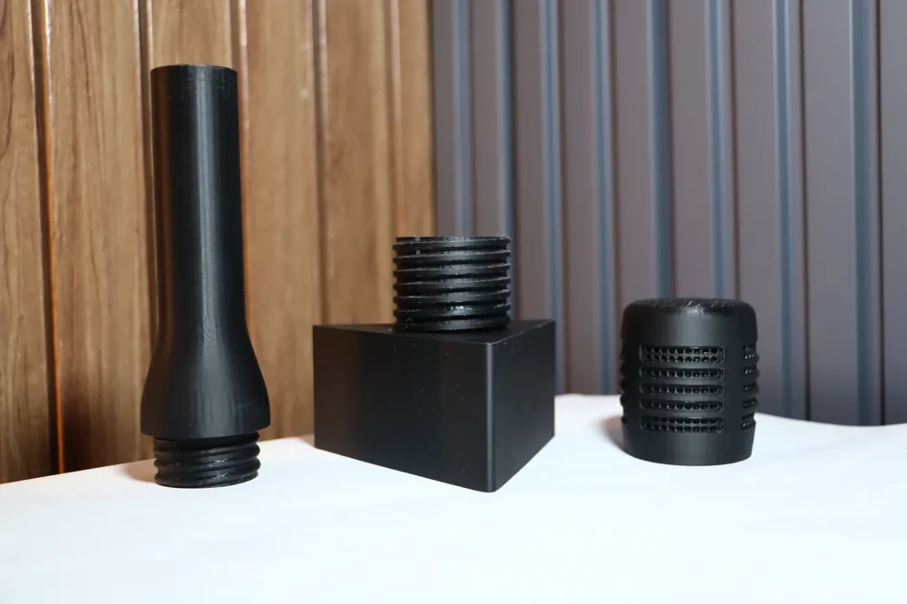 Mango de micrófono DJI con placa de logotipo - Modelo de impresión 3D ...