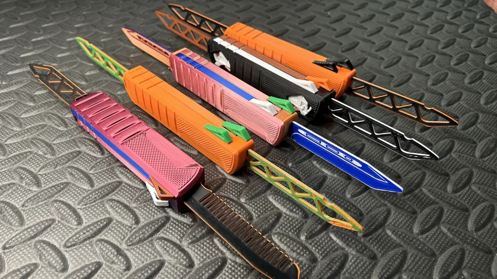 OTF Duo Double Bladed Fidget knife Over-Engineered by iczfirz ...