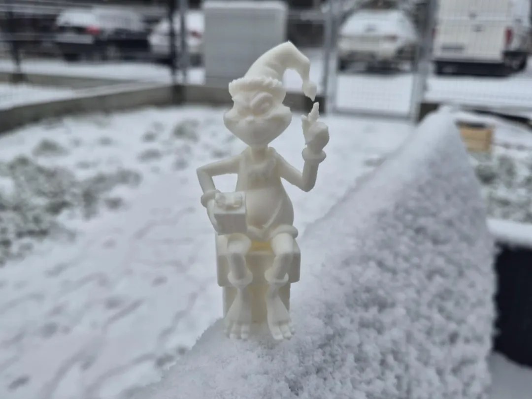 grinch on chimney, christmas decoration by Burak19891 MakerWorld ...