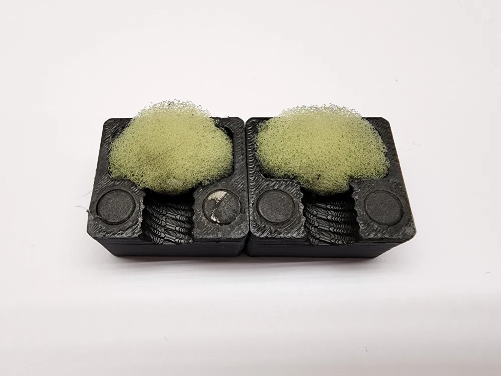 Lead Screw Cleaner by Jal Shah - MakerWorld