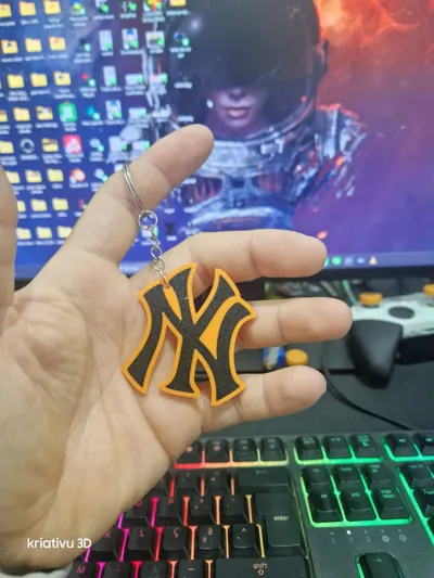 Baseball keychain by fikuss30 - MakerWorld