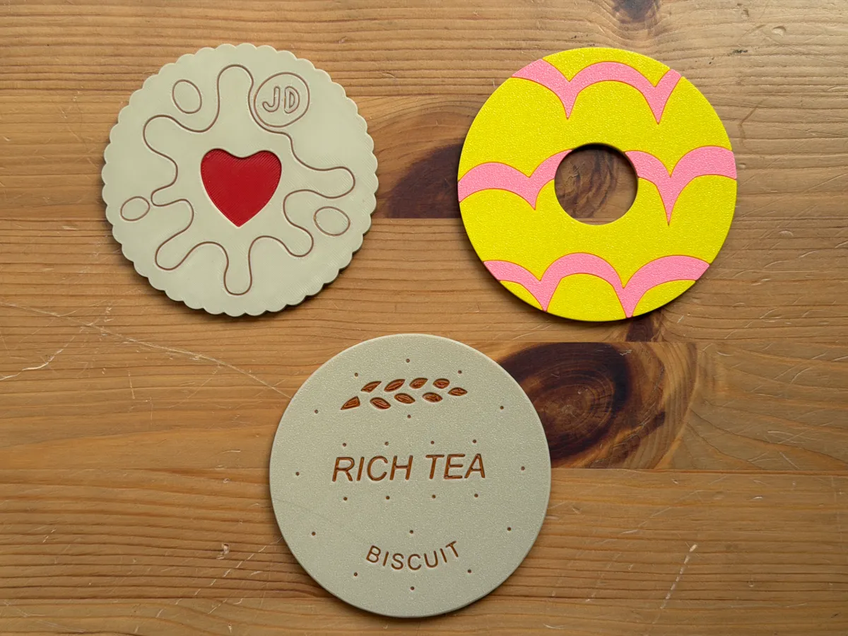 Biscuits coasters by Gee MakerWorld: Download Free 3D Models
