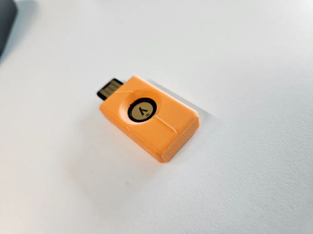 Yubikey Sleeve (Model 5) by DonutMaker MakerWorld: Download Free 3D Models
