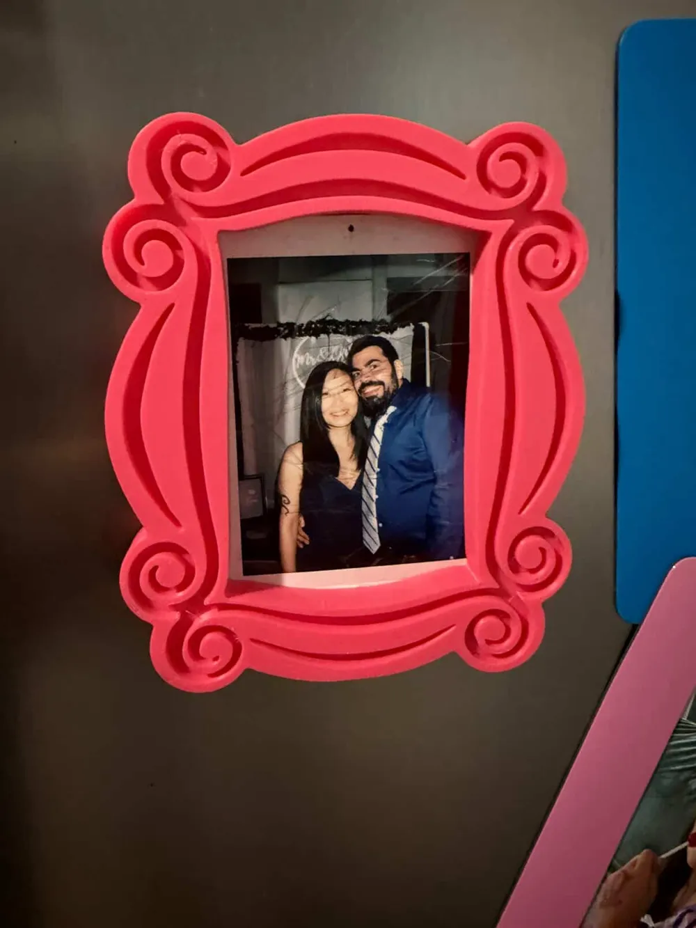 Monica’s Door – Magnetic Picture Frame - Free 3D Print Model - MakerWorld