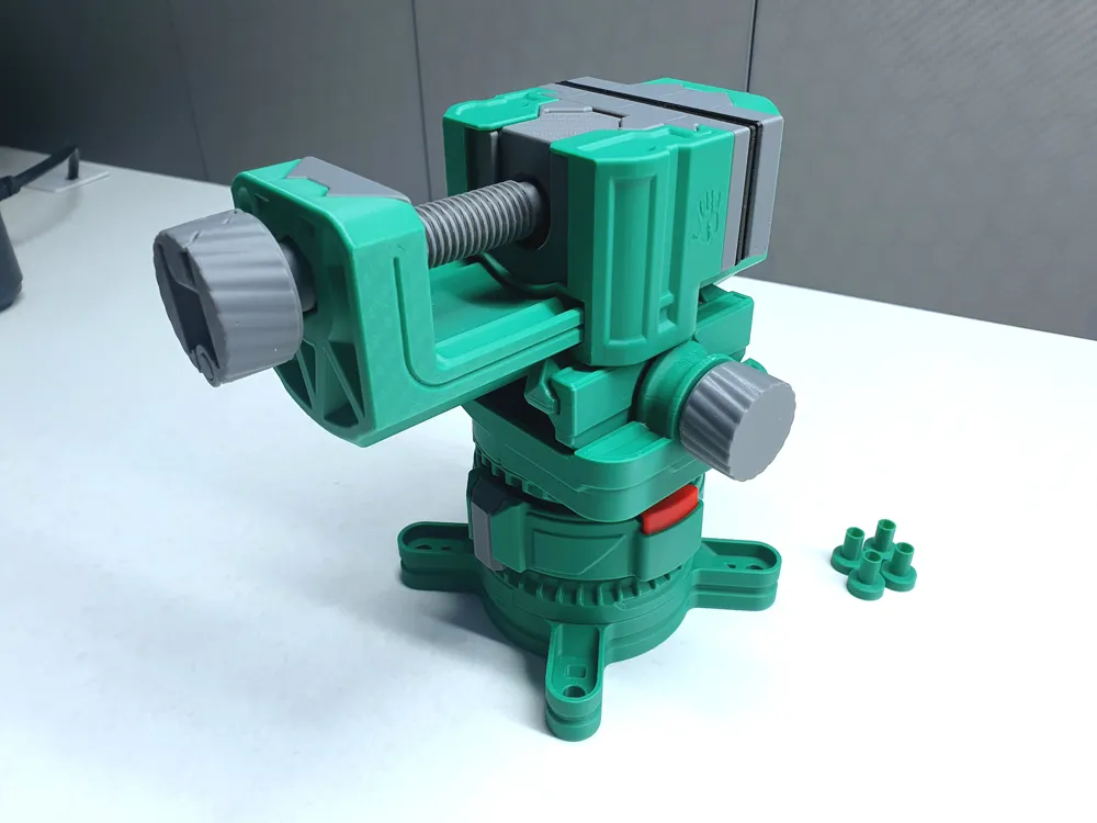 360 SWIVEL VISE - Free 3D Print Model - MakerWorld