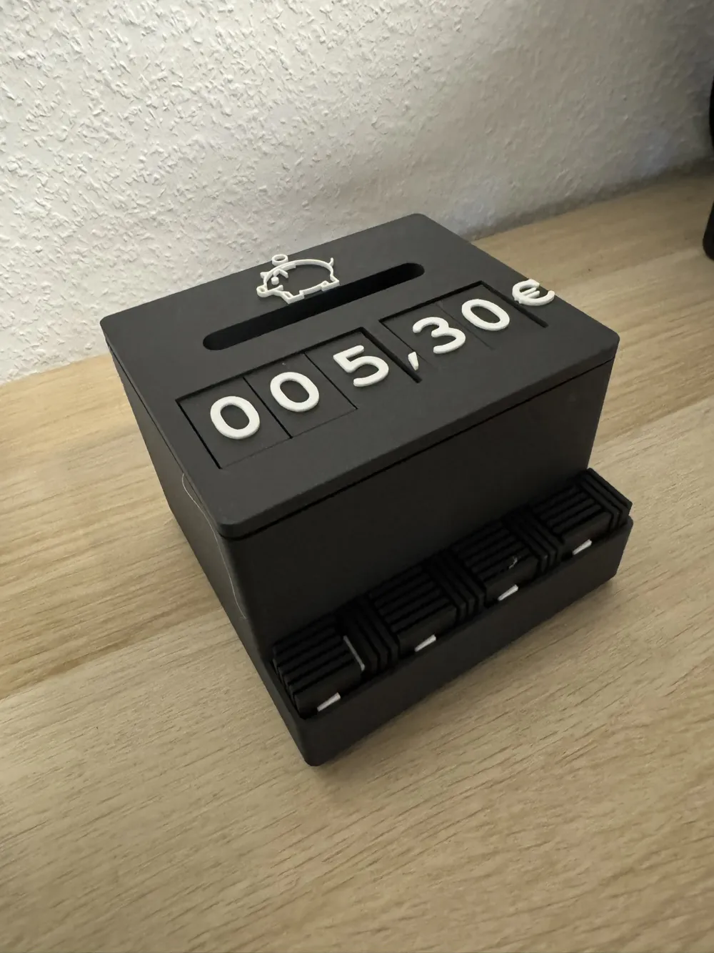 Counting Piggy Bank — with and without Gridfinity - Free 3D Print Model ...