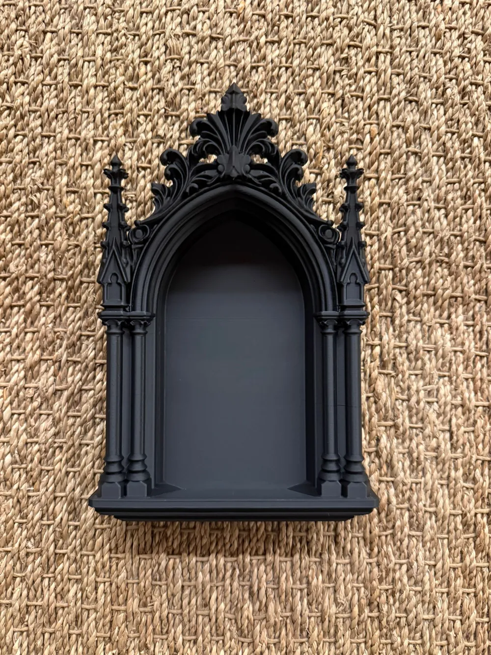 Gothic Wall Shrine - Dark Decor Niche - Free 3D Print Model - MakerWorld