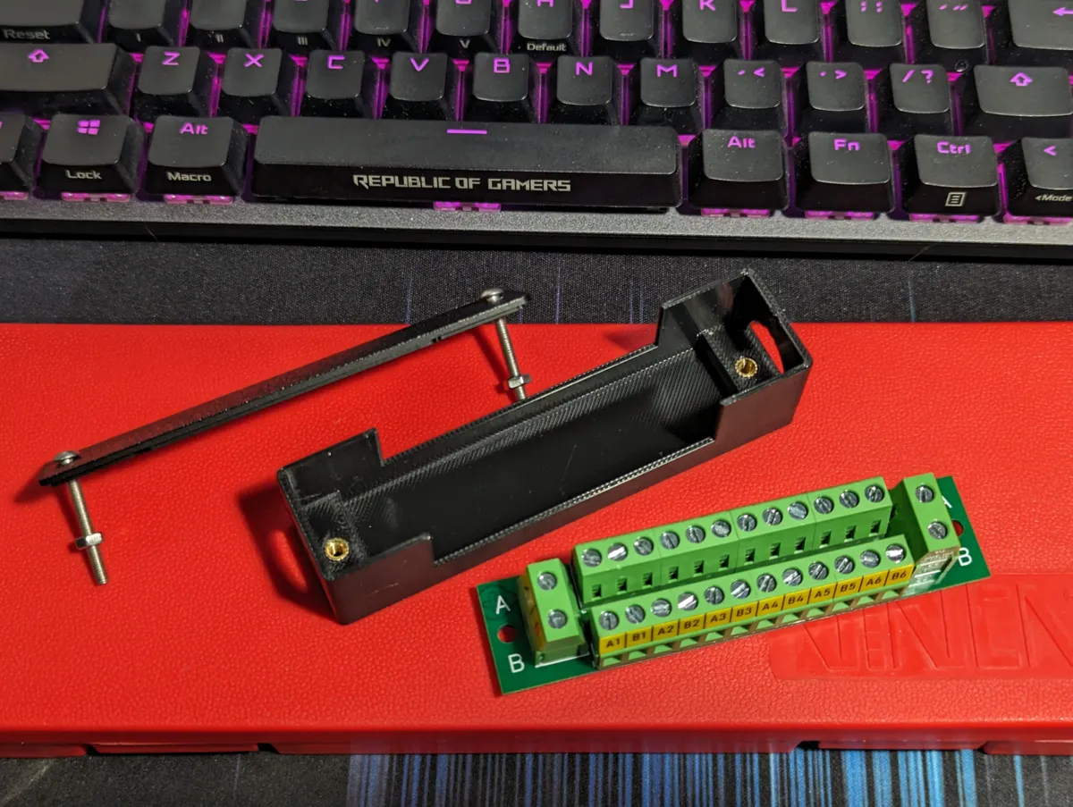 2x12 terminal block case by haven.skye MakerWorld: Download Free 3D Models