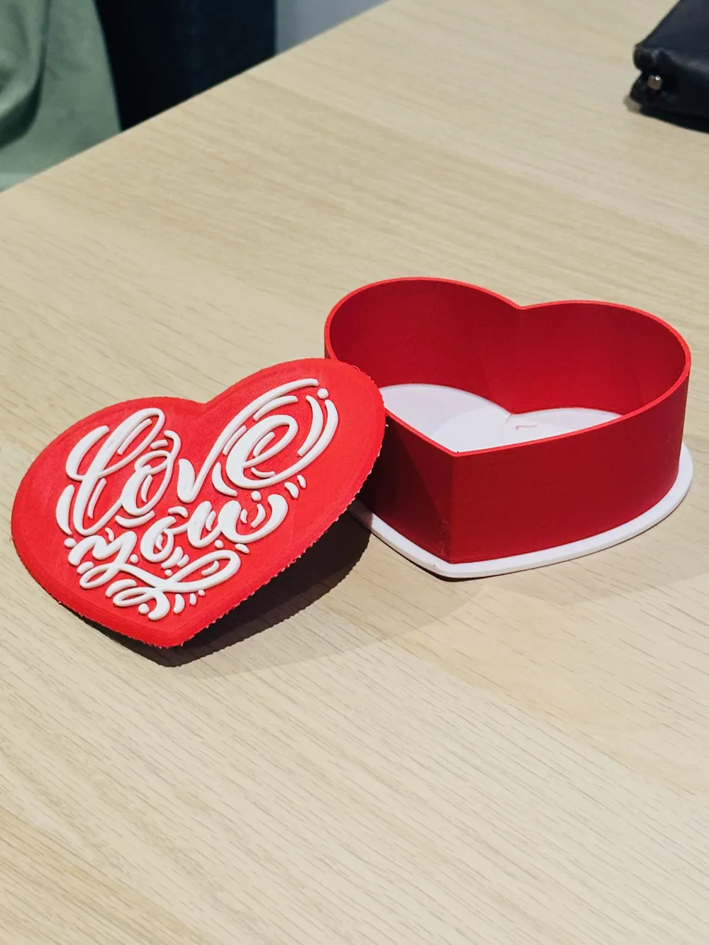 Love Gift: BoxHeart Shaped Valentine Box Container - Free 3D Print ...