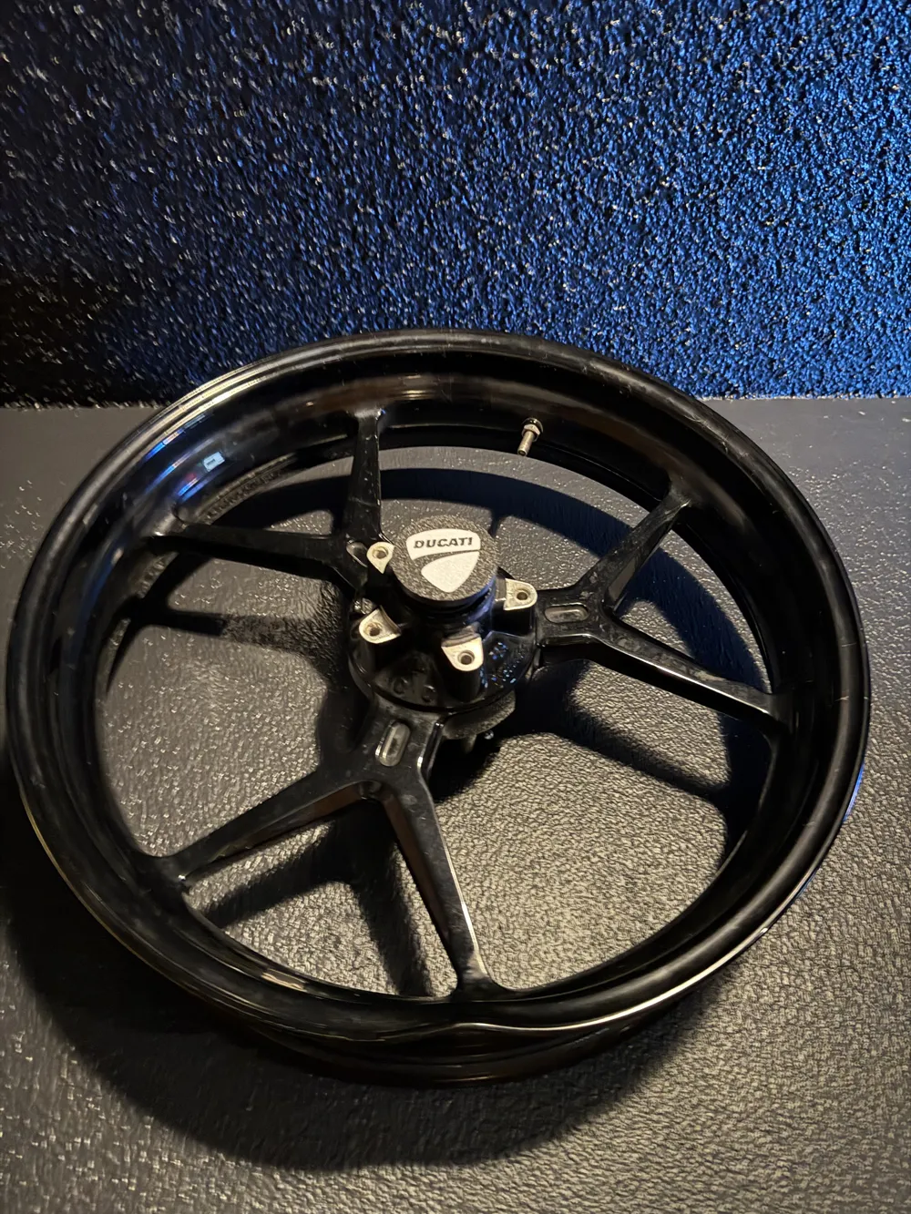 Motorcycle Wheel Wall Mount - Free 3D Print Model - MakerWorld