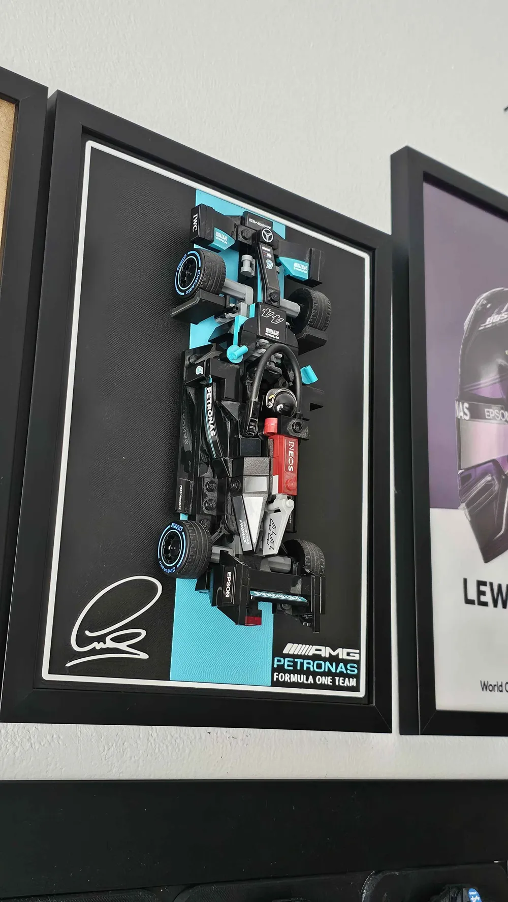 F1 Speed Champions Mercedes W12 LH Wall Display by GeryS MakerWorld ...