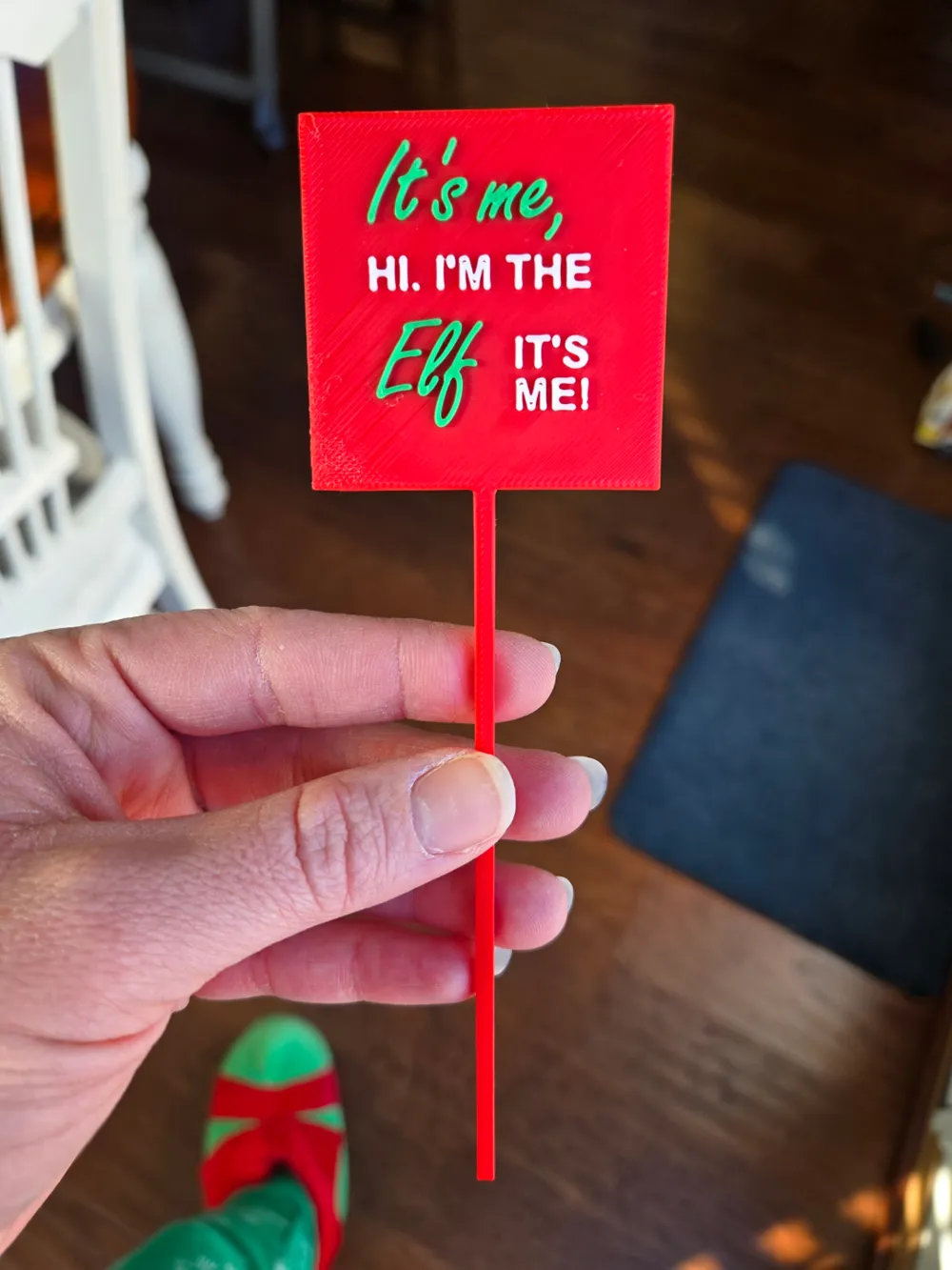 Elf Taylor Swift Signs by ProTagForge MakerWorld: Download Free 3D Models