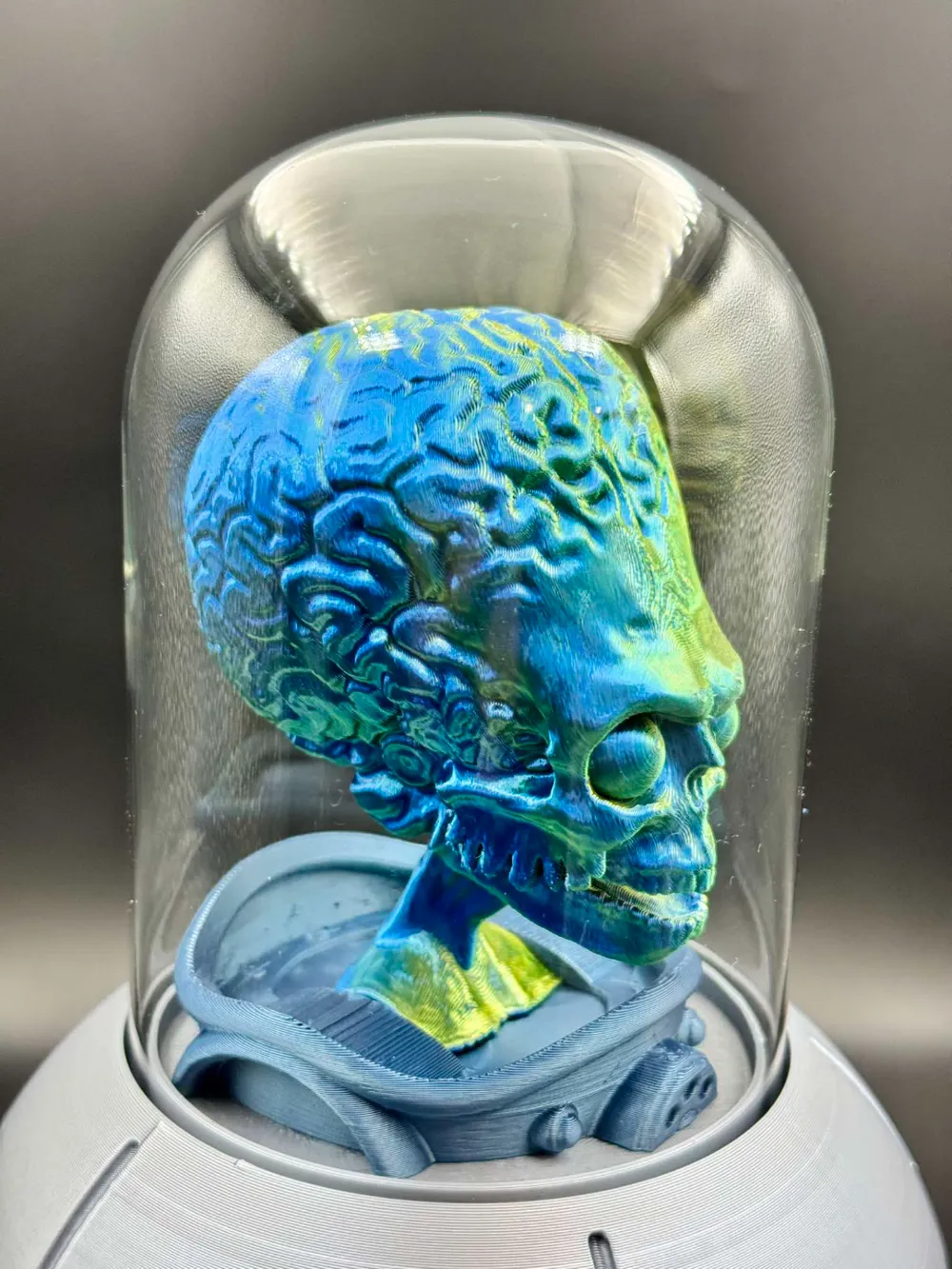 ACK ACK!!! Mars Attacks Alien Bust with Display Remixed by Faran3D ...