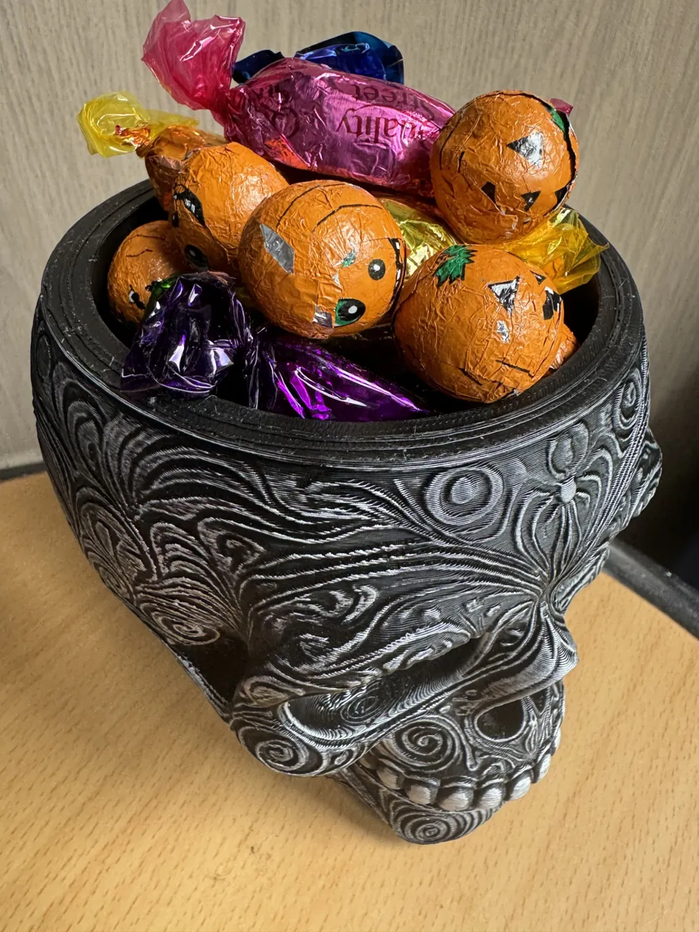 Sugar Skull Halloween Candy Bowl by EV3D MakerWorld: Download Free 3D ...