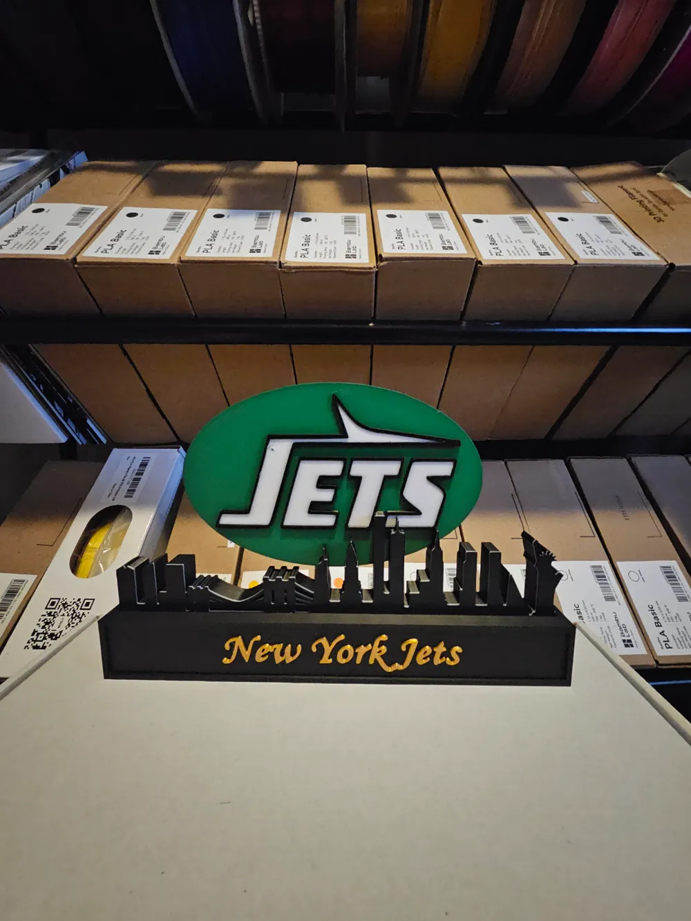 new york jets with skyline of new york NFL by Jessie_3d_art - MakerWorld