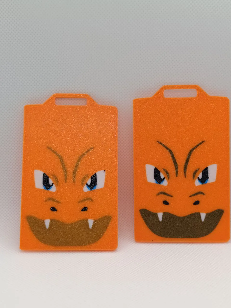 Charizard Badge Holder by Zizzi93 - MakerWorld